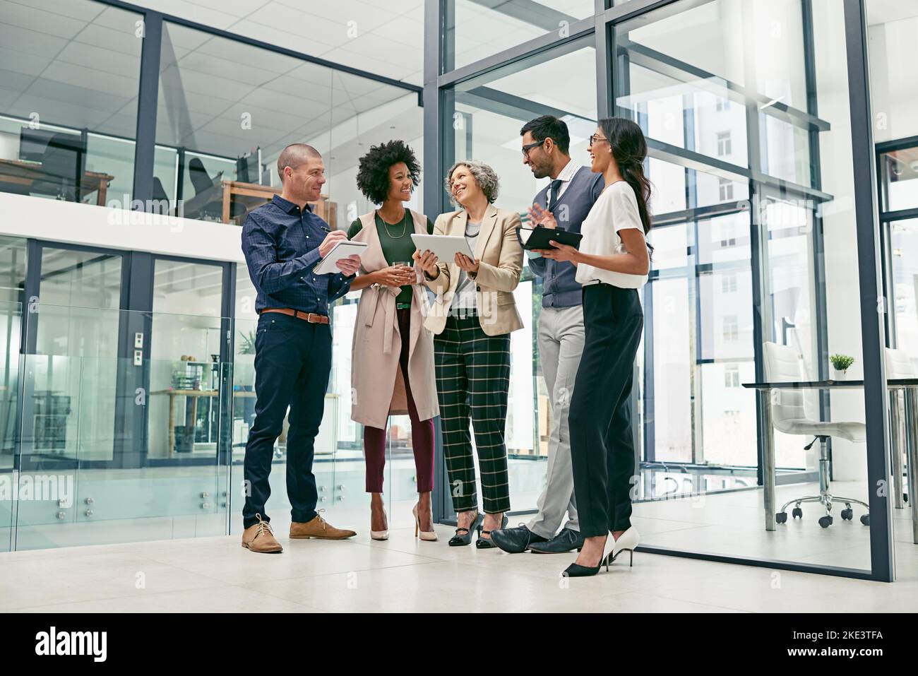 Connection businessperson hi-res stock photography and images - Alamy