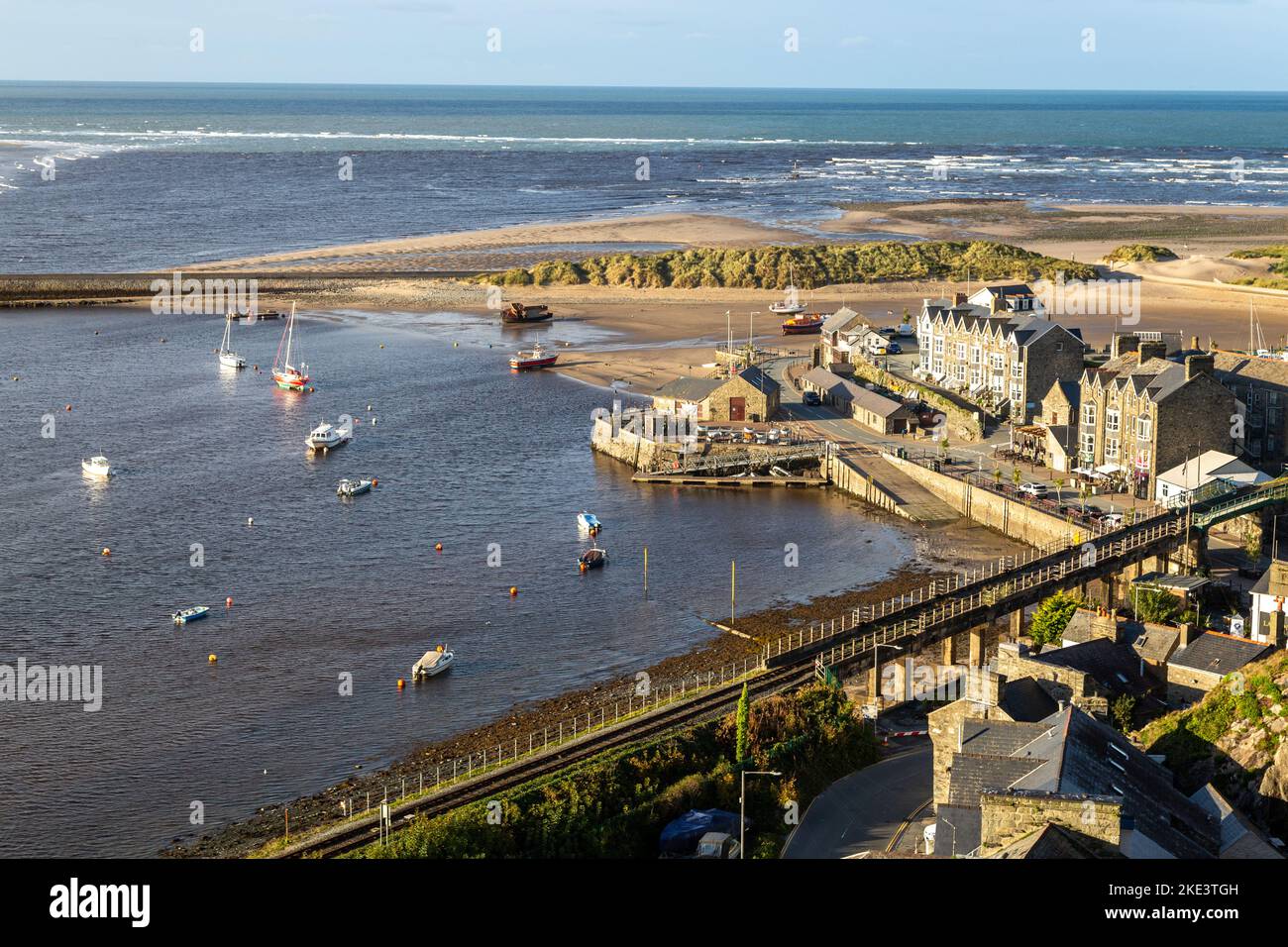 Barmouth town in North Wales Stock Photo - Alamy