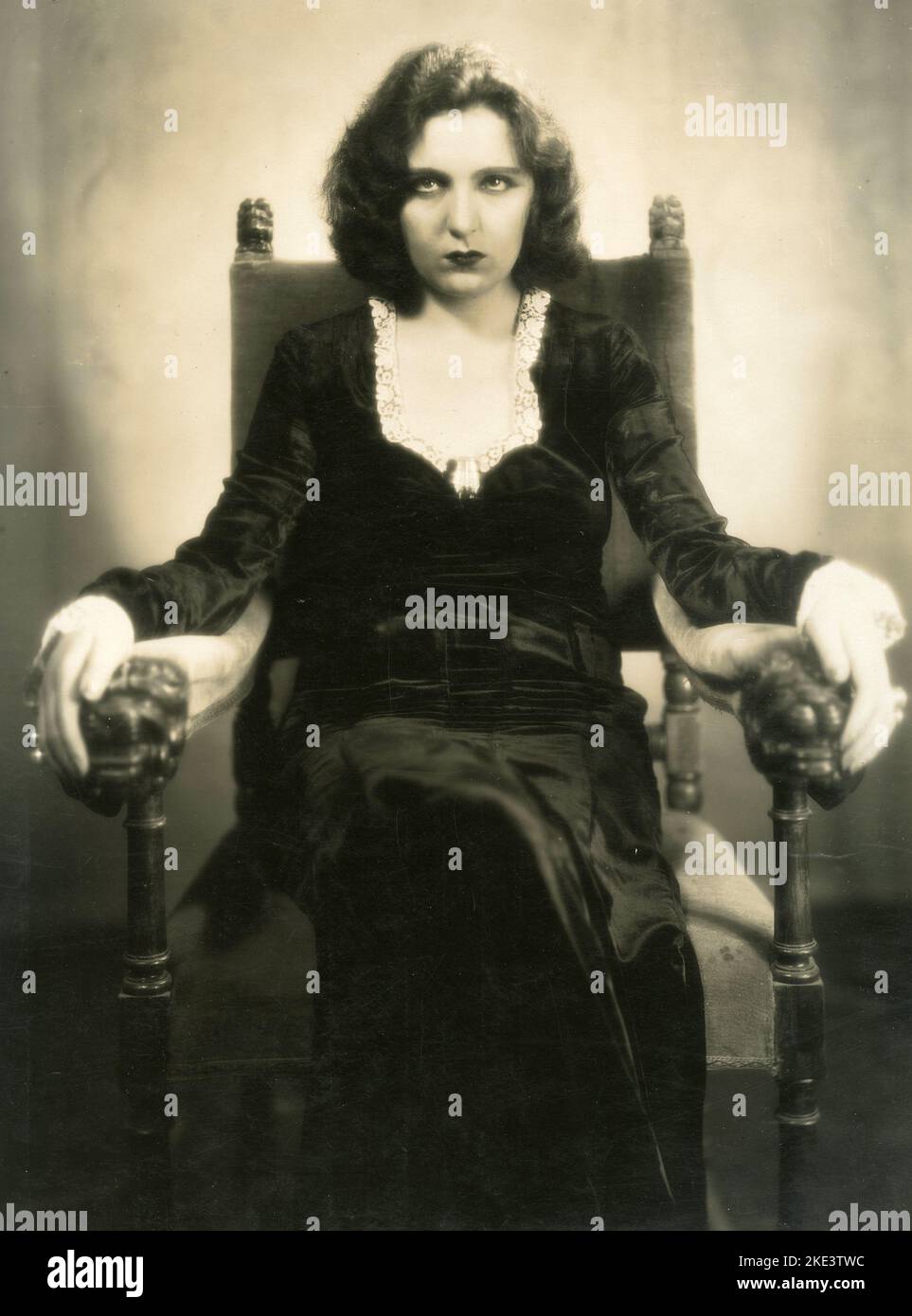 French actress Marie Bell, 1930s Stock Photo - Alamy