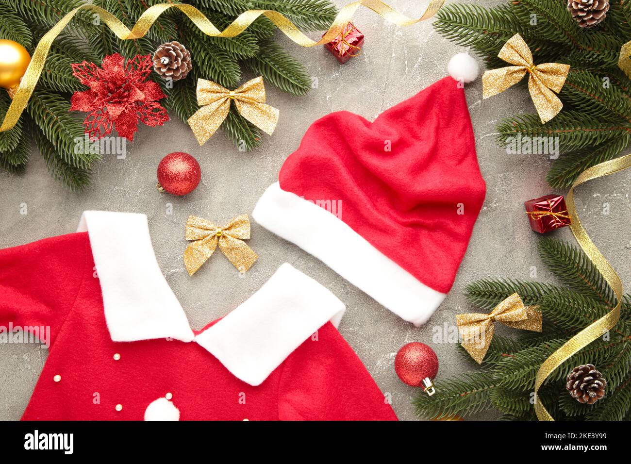 Furry head dress hi-res stock photography and images - Alamy