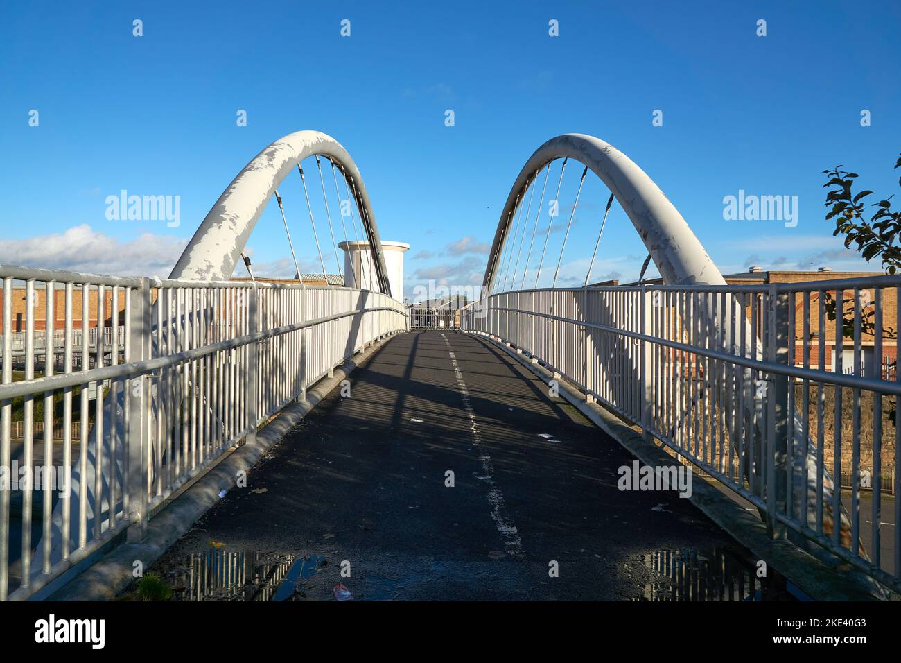 White arched footbridge in Mansfield, Nottingham, UK Stock Photo - Alamy