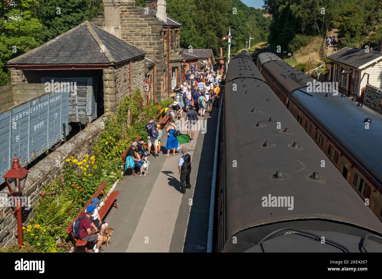 Great northern railway coaches hi-res stock photography and images - Alamy