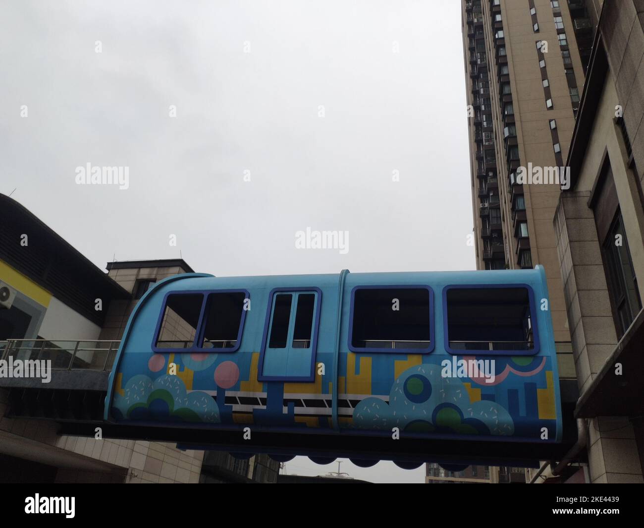 Train carriage-shaped aerial walkway draws people's attention in ...