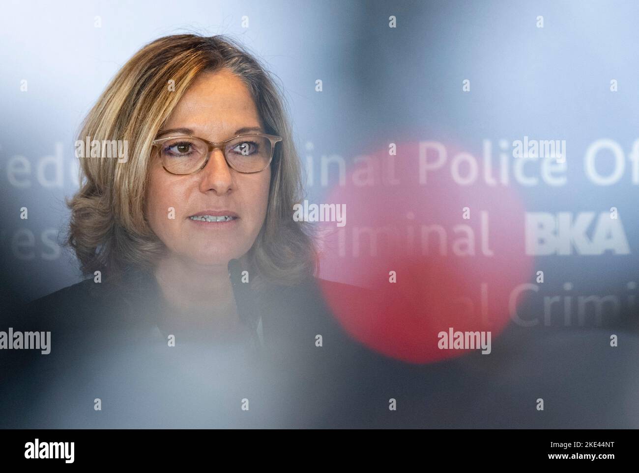 Law informant officers hi-res stock photography and images - Alamy