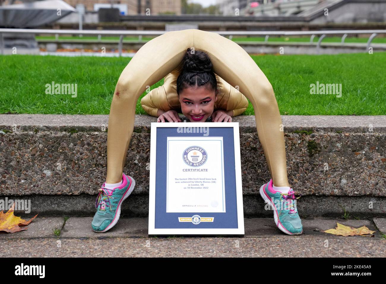 Guinness world records certificate hi-res stock photography and images ...