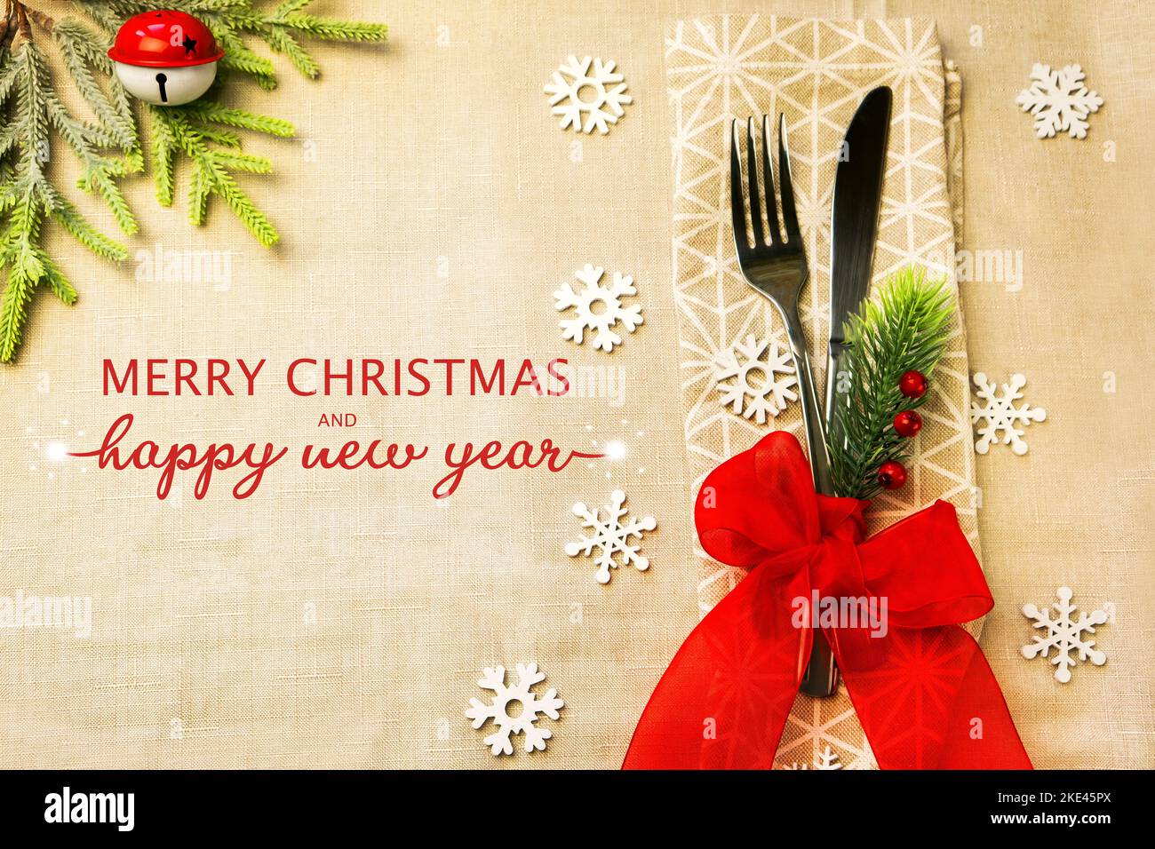 Traditional Christmas table place setting Stock Photo - Alamy