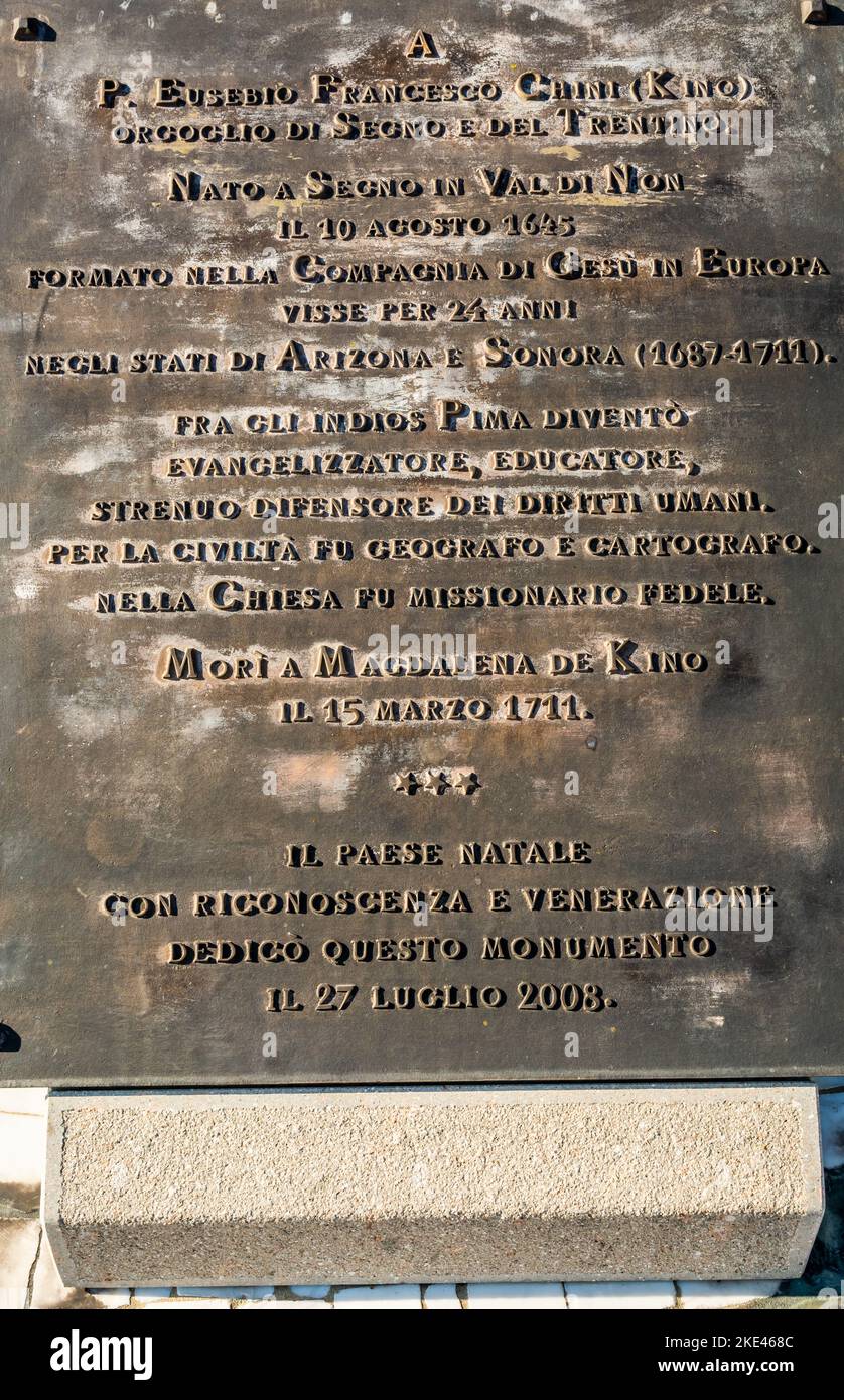 Statue commemorative statue commemorative hi-res stock photography and ...