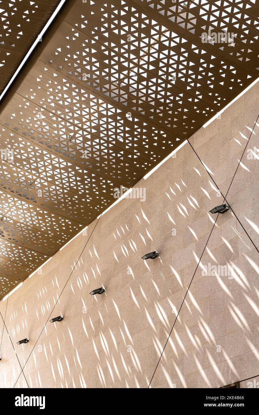 Mosque of the Late Mohamed Abdulkhaliq Gargash in UAE designed by ...