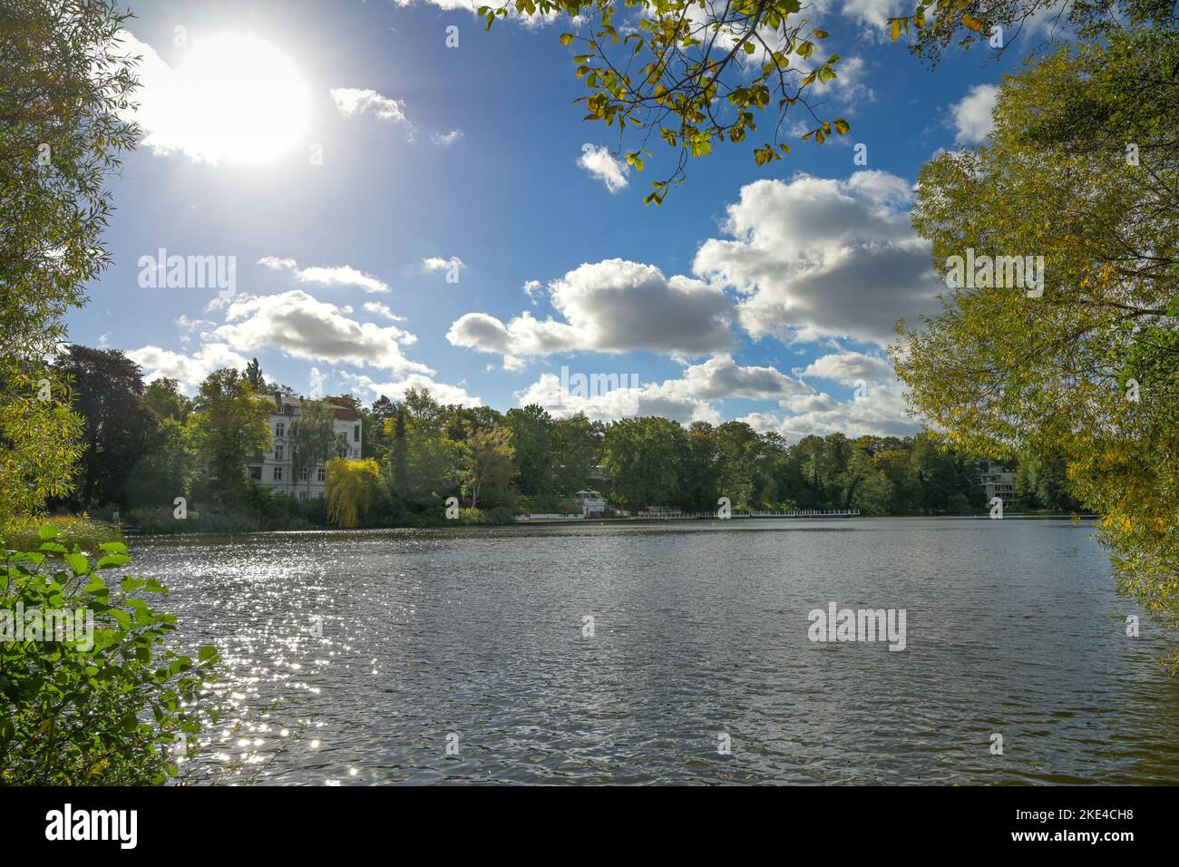 Halensee, Charlottenburg-Wilmersdorf, Berlin, Deutschland Stock Photo ...