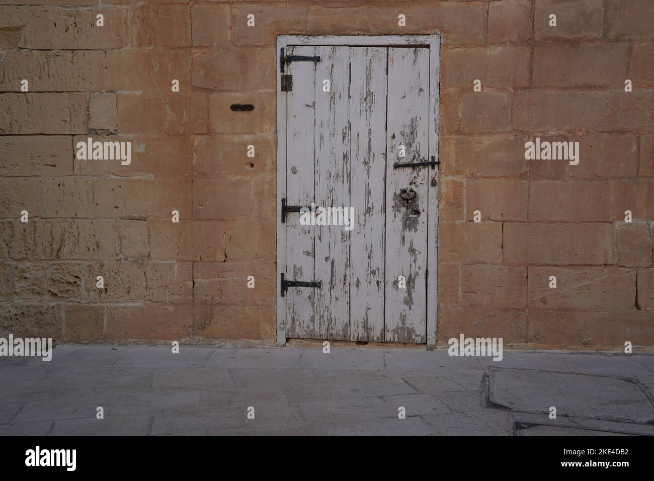 Malta Medina medieval village stone building street door knocker Stock ...