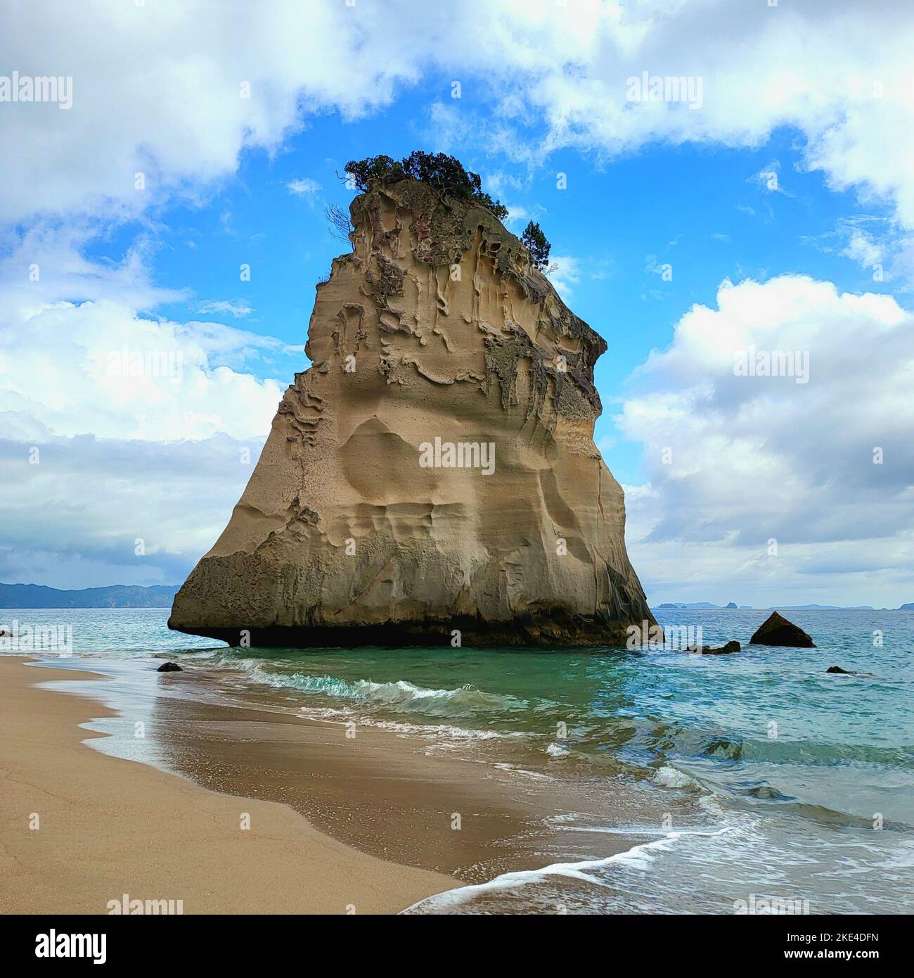 Scenic display of the Whanganui-A-Hei, Cathedral Cove marine reserve at ...
