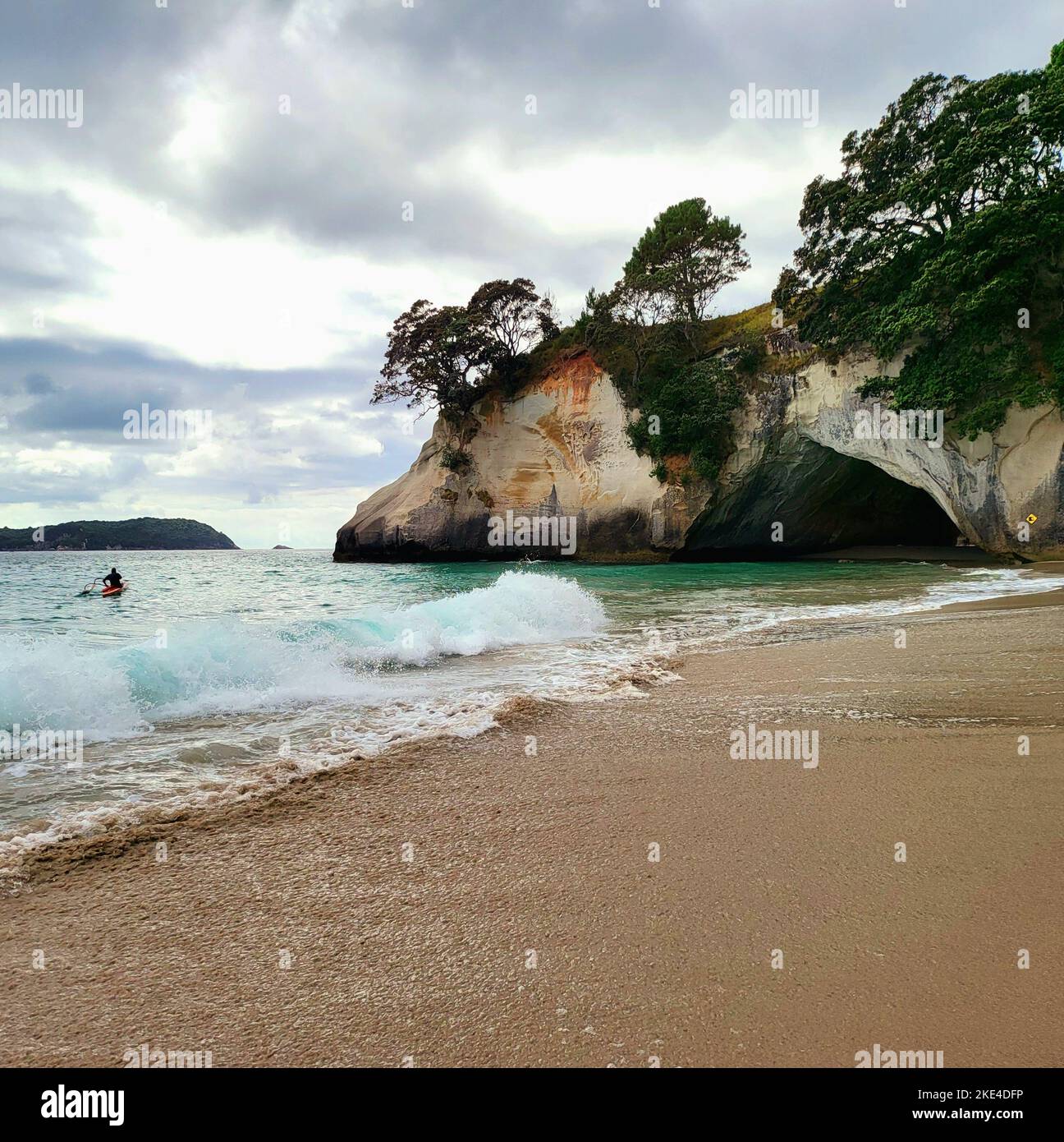 Scenic display of the Whanganui-A-Hei, Cathedral Cove marine reserve at ...