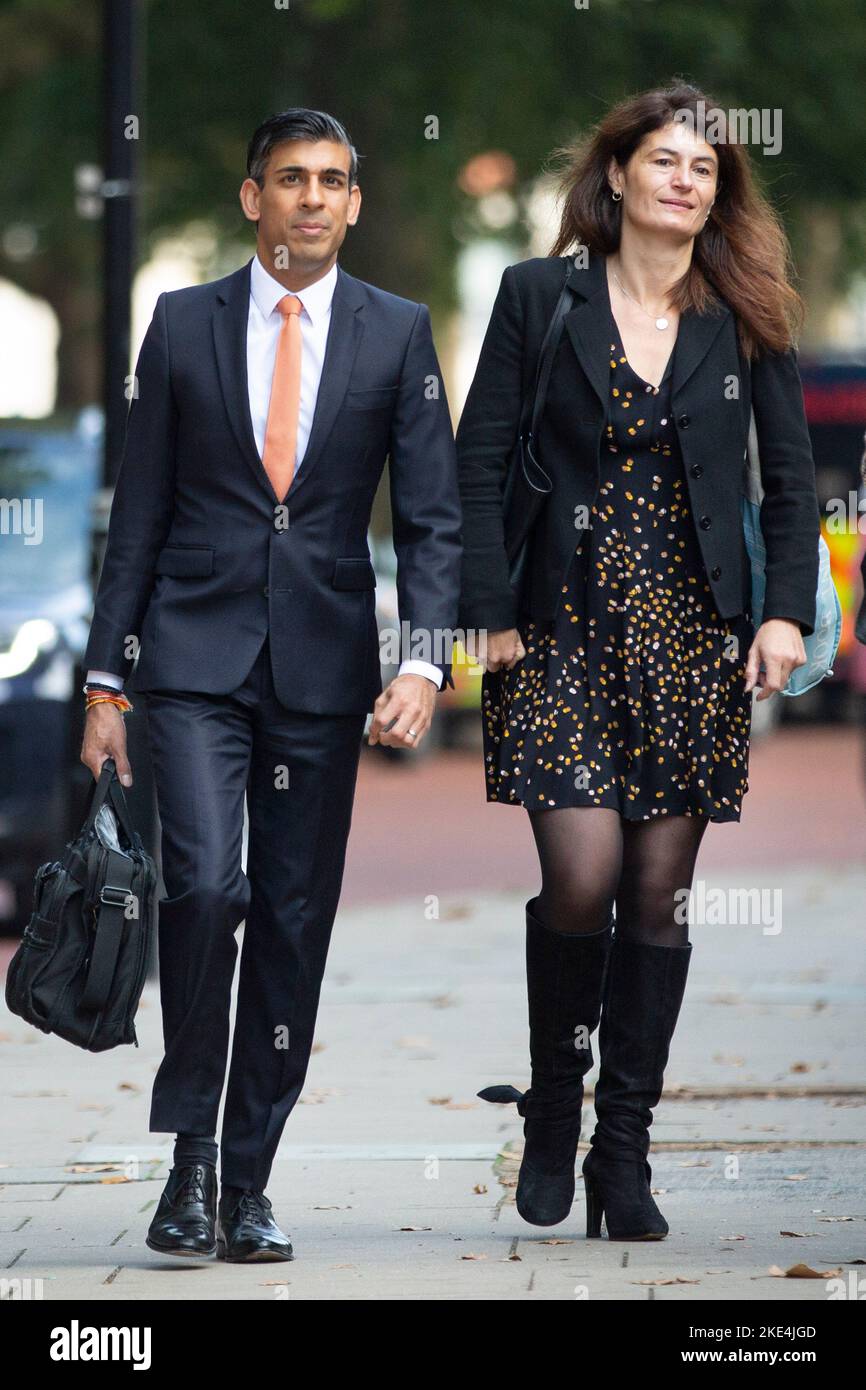 Lisa Lovering Special Advisor and Head of Operations to the Prime ...