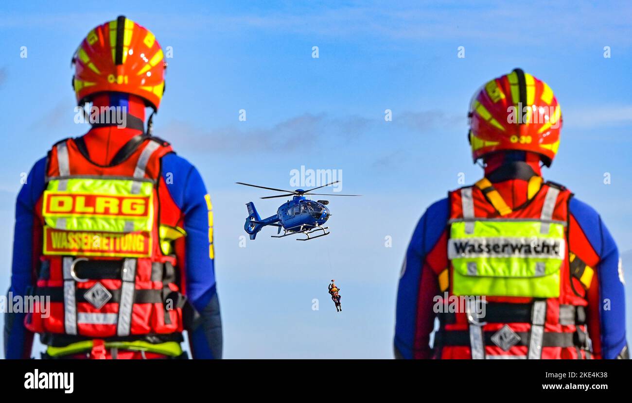 10 November 2022, Brandenburg, Brandenburg an der Havel: An EC135 ...