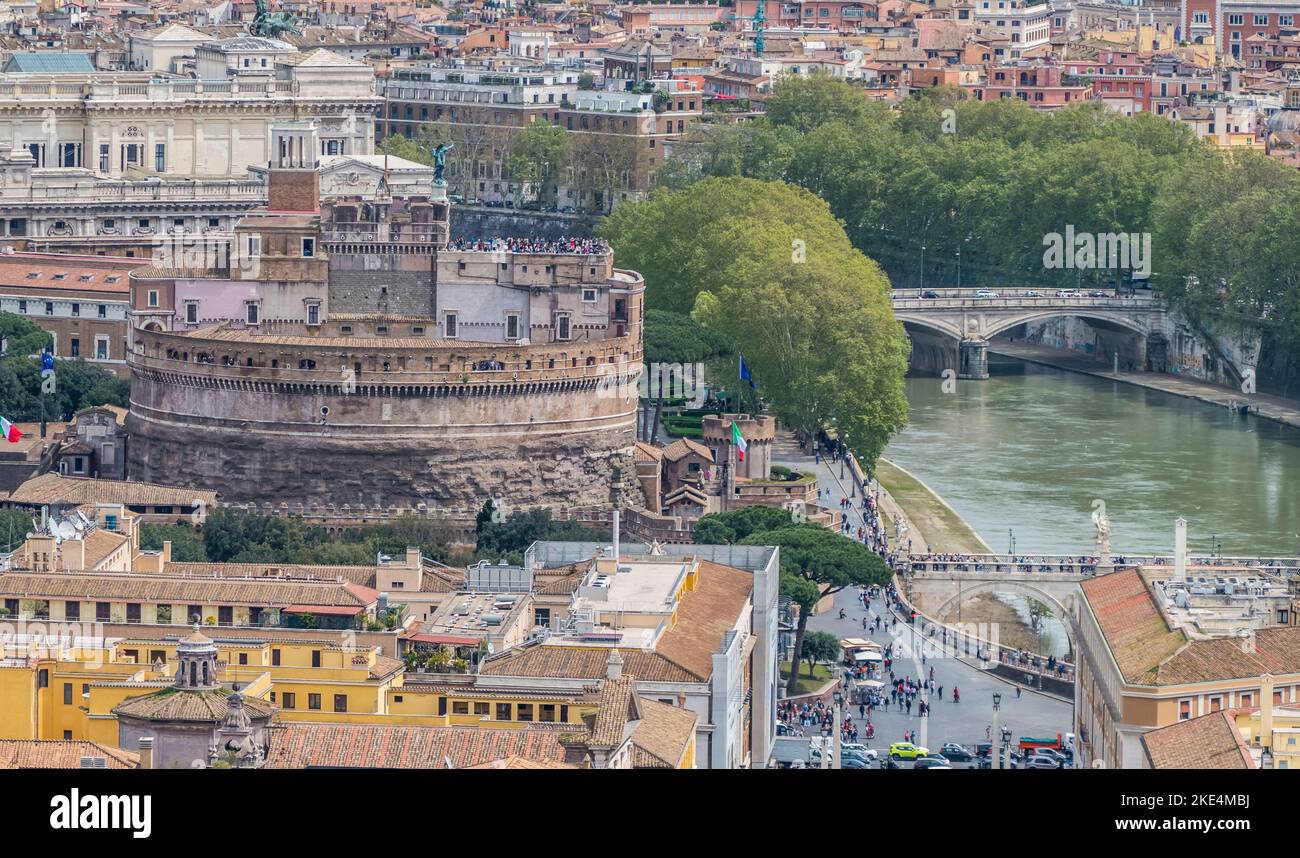 Aerial view of the Tevere River and Castle Sant'Angelo Stock Photo - Alamy