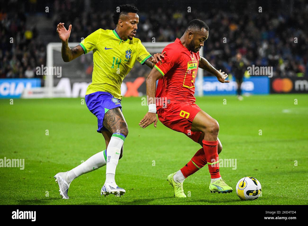 Eder MILITAO of Brazil and Jordan AYEW of Ghana during the ...