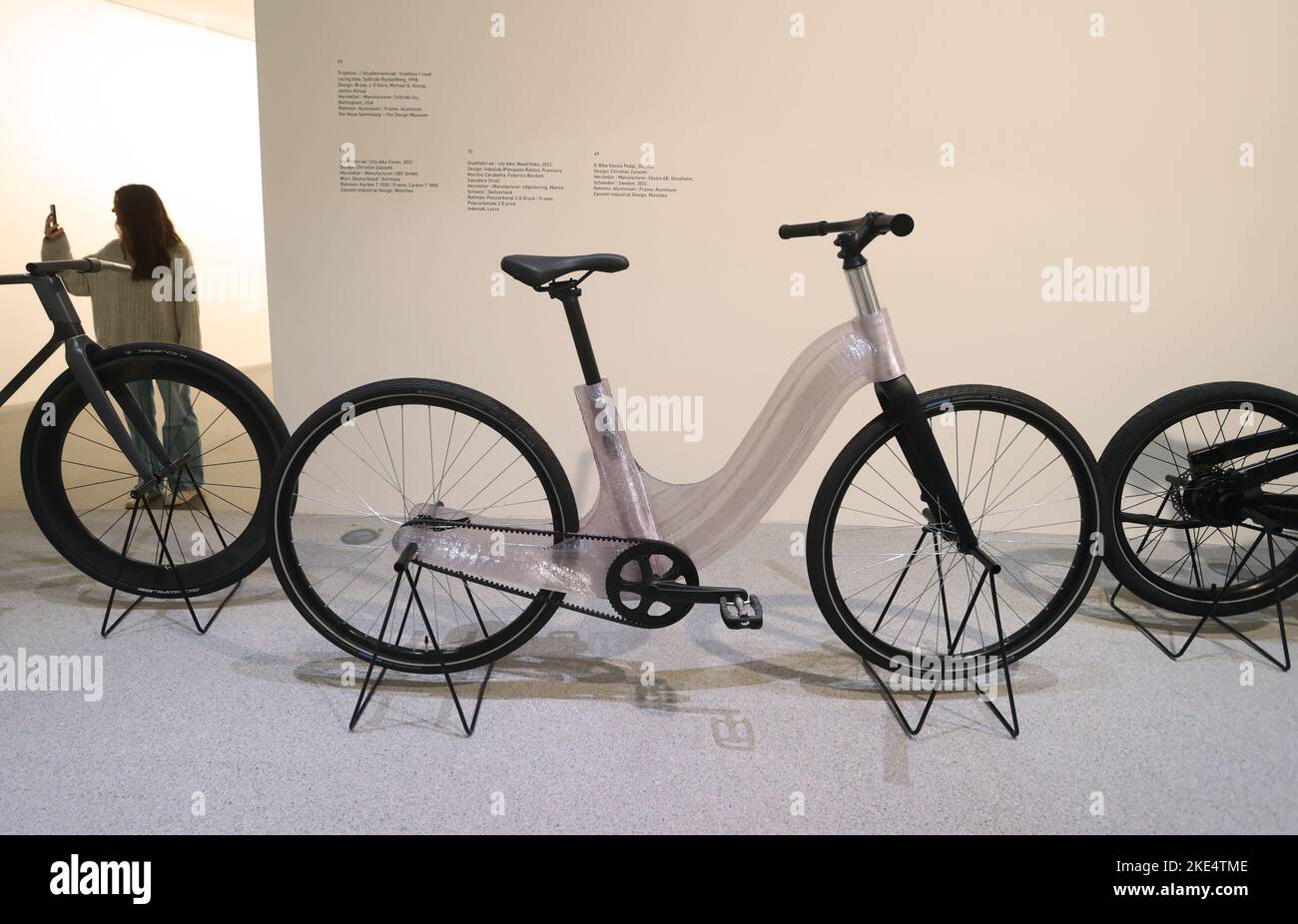 Munich, Germany. 10th Nov, 2022. A city bicycle from the year 2022 ...