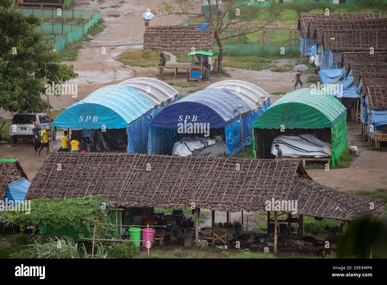 Food provisions seen inside a temporary Karen refugee camp on the ...