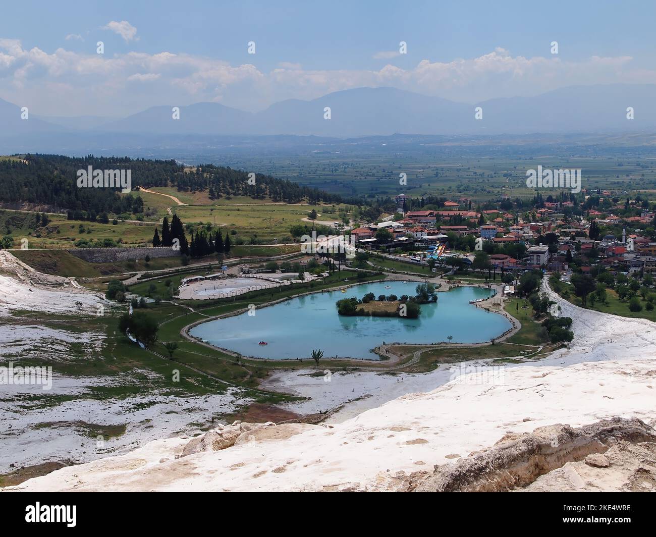 A scenic a shot of white sands in the Pamukkale thermal pool in Turkey ...