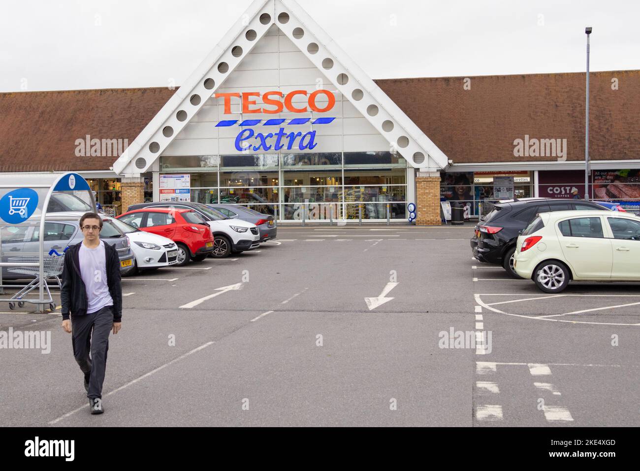 Tesco extra fuel prices hi-res stock photography and images - Alamy