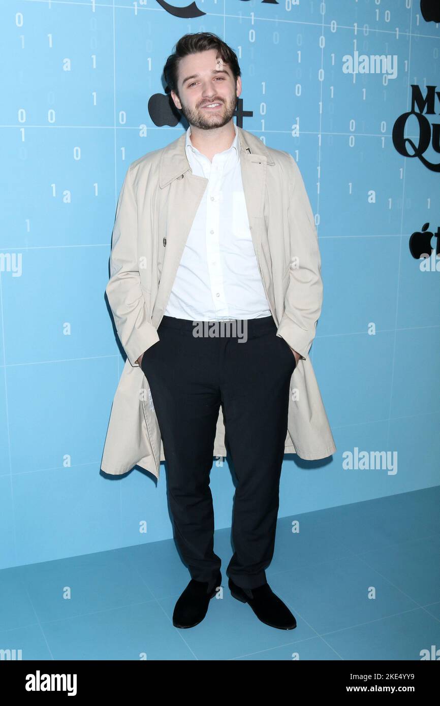 LOS ANGELES - NOV 9: Ben Stillwell at the Mystic Quest Season 3 Premiere Screening at Linwood ...