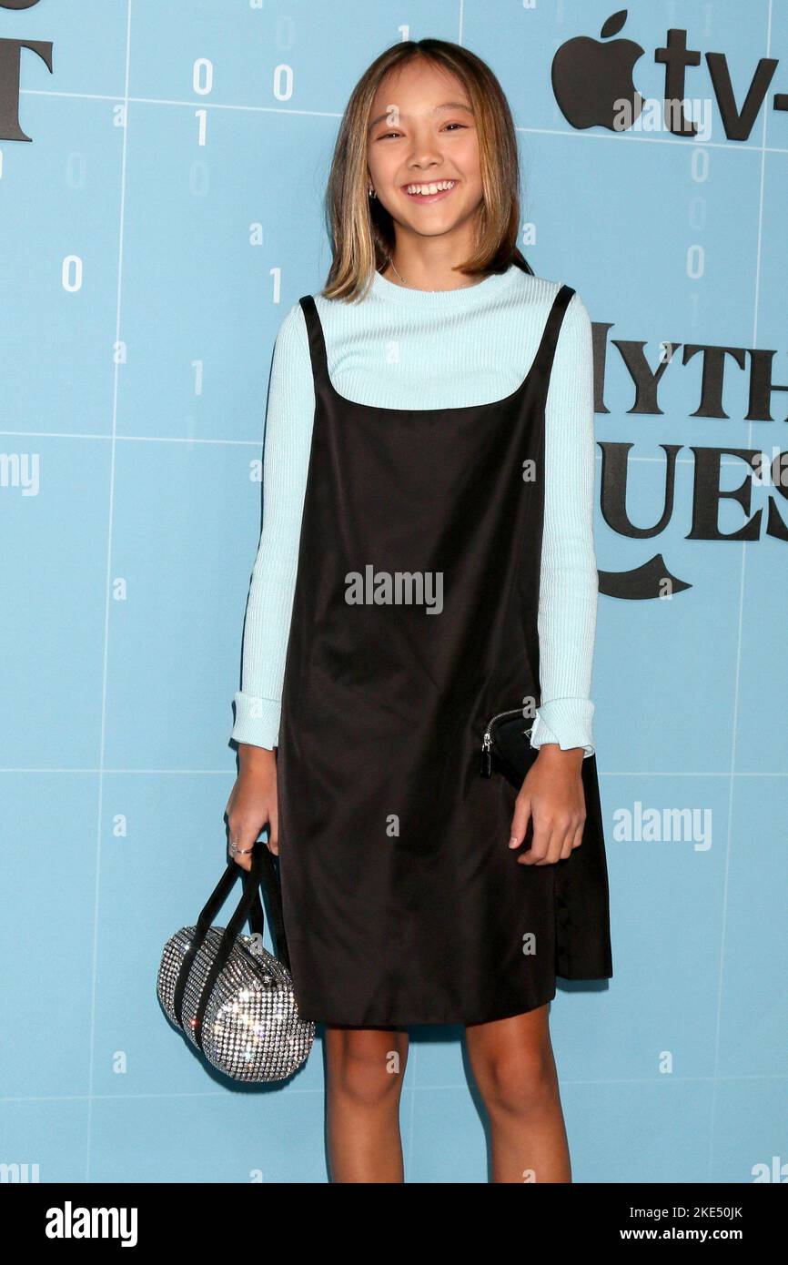 Los Angeles, CA. 9th Nov, 2022. Isla Rose Hall at arrivals for MYTHIC ...