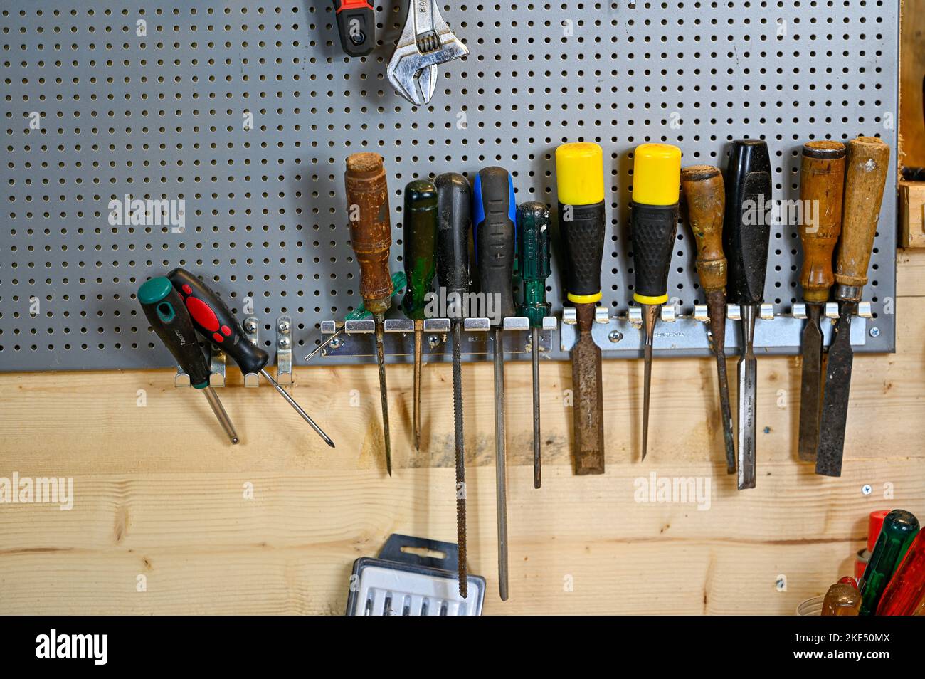 Domestic handtools hi-res stock photography and images - Alamy