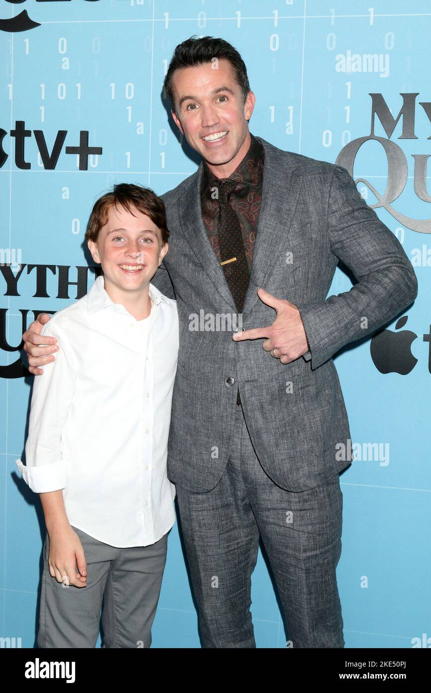 Los Angeles, CA. 9th Nov, 2022. Judah Prehn, Rob McElhenney at arrivals ...