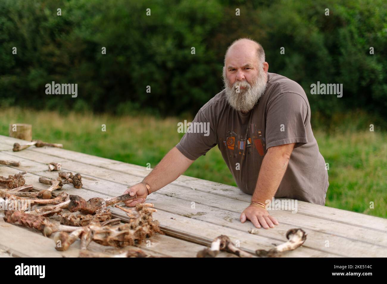 Picture By Jim Wileman - 13/08/21 Derek Gow pictured with a sky table ...