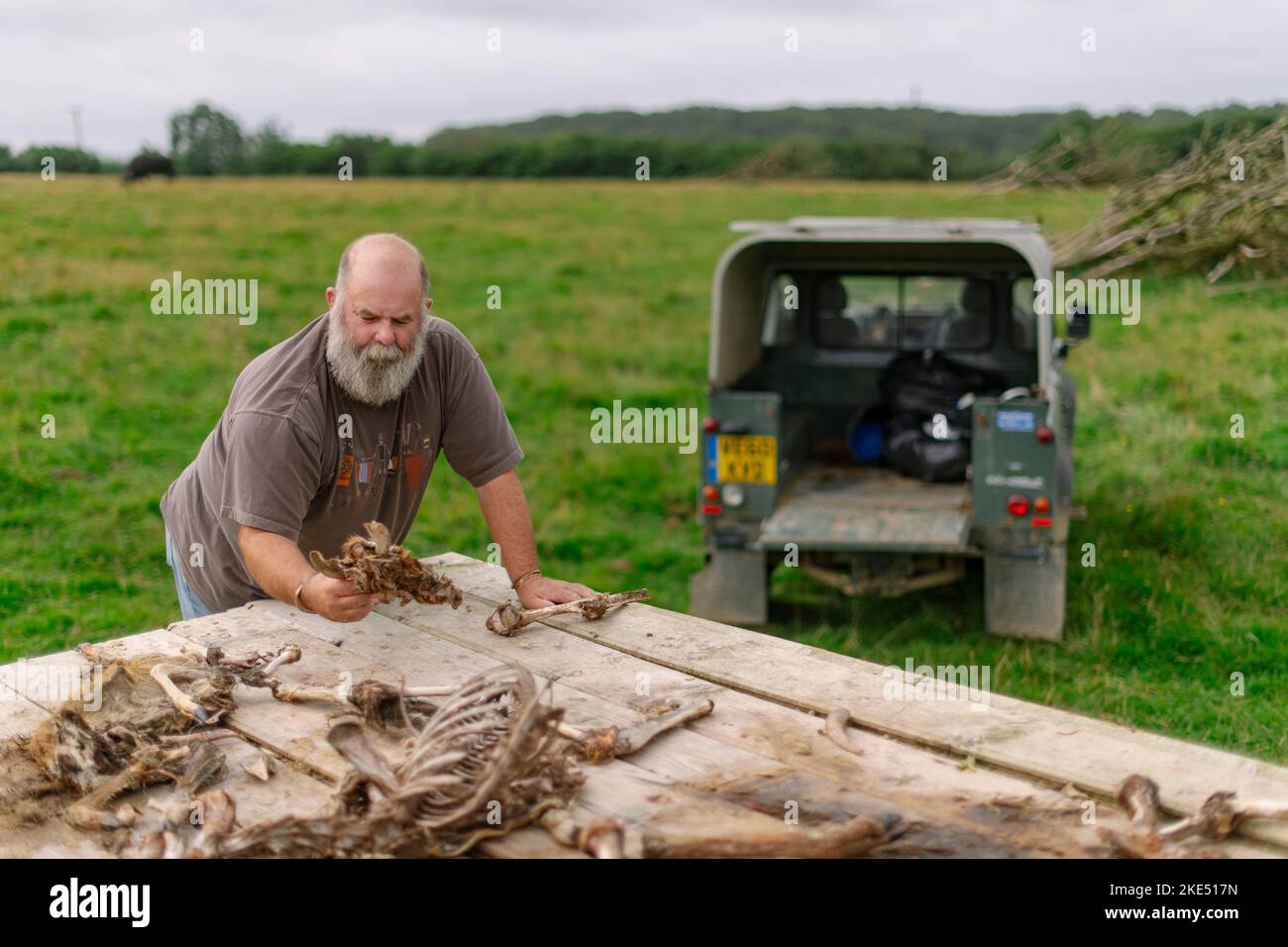 Picture By Jim Wileman - 13/08/21 Derek Gow pictured with a sky table ...