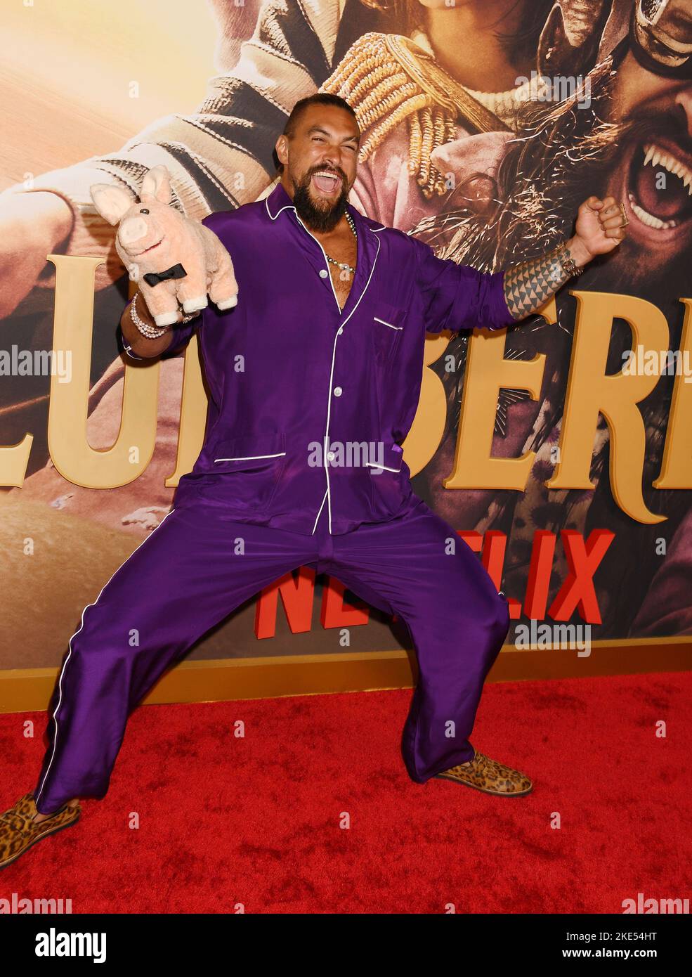 CENTURY CITY, CA - NOVEMBER 09: Jason Momoa attends the Los Angeles ...