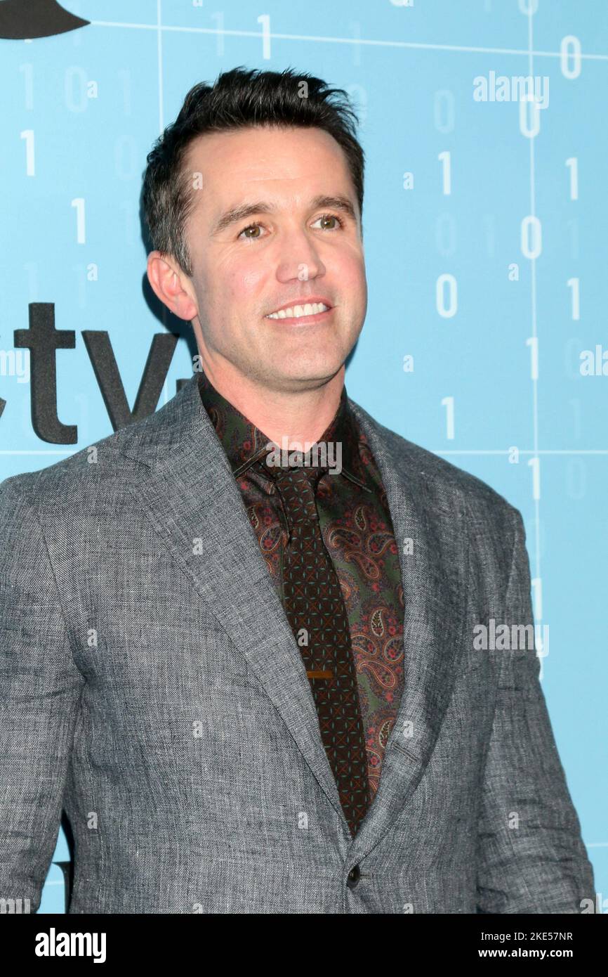 November 9, 2022, Los Angeles, CA, USA: LOS ANGELES - NOV 9: Rob ...