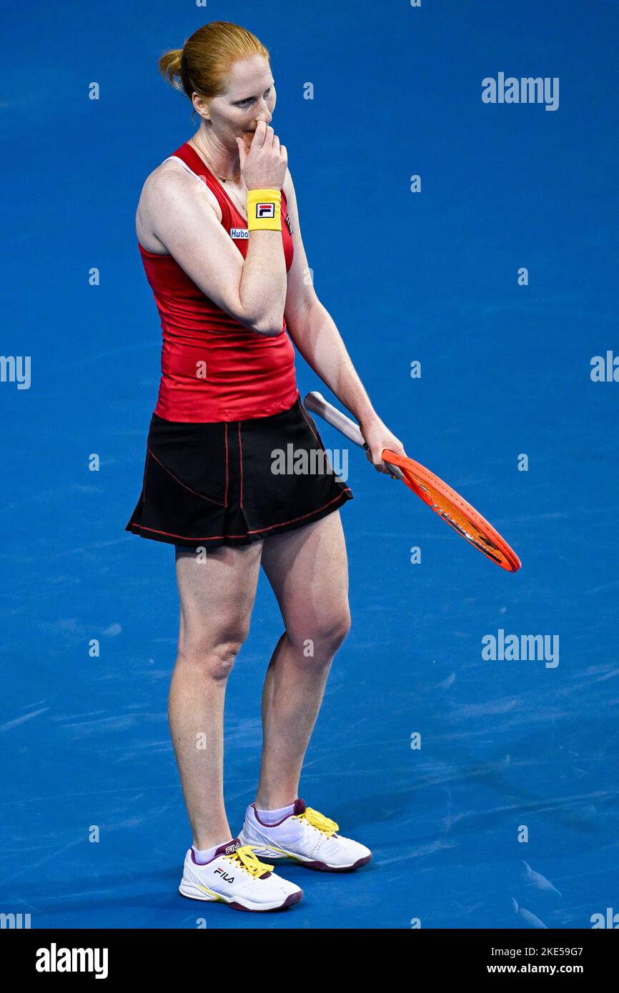 Glasgow, Scotland,10 November 2022. Belgian Alison Van Uytvanck reacts ...