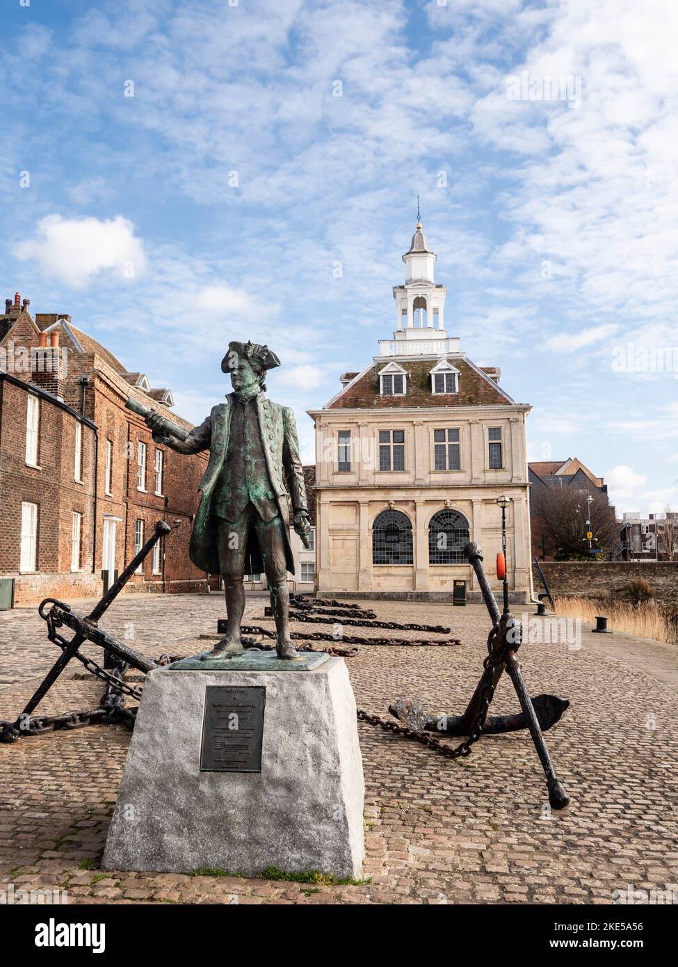 Statue of Captain George Vancouver outside The Custom House, Purfleet ...