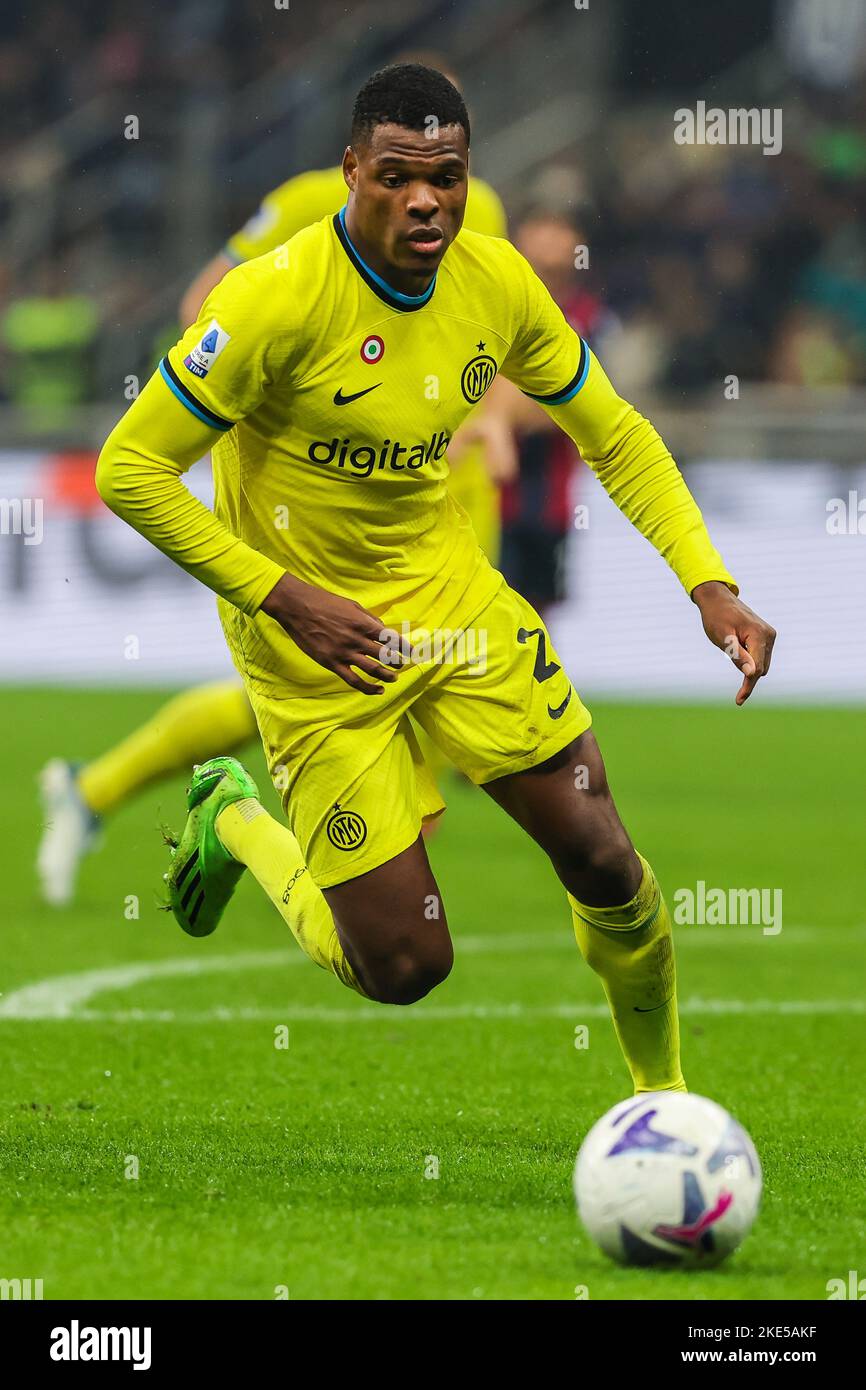 Milan, Italy. 09th Nov, 2022. Denzel Dumfries of FC Internazionale in ...
