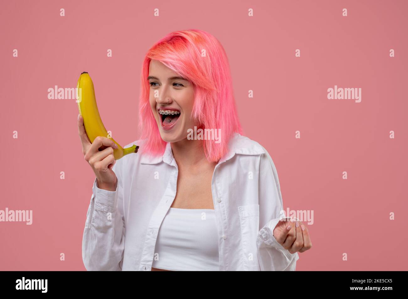 Banana microphone hi-res stock photography and images - Alamy