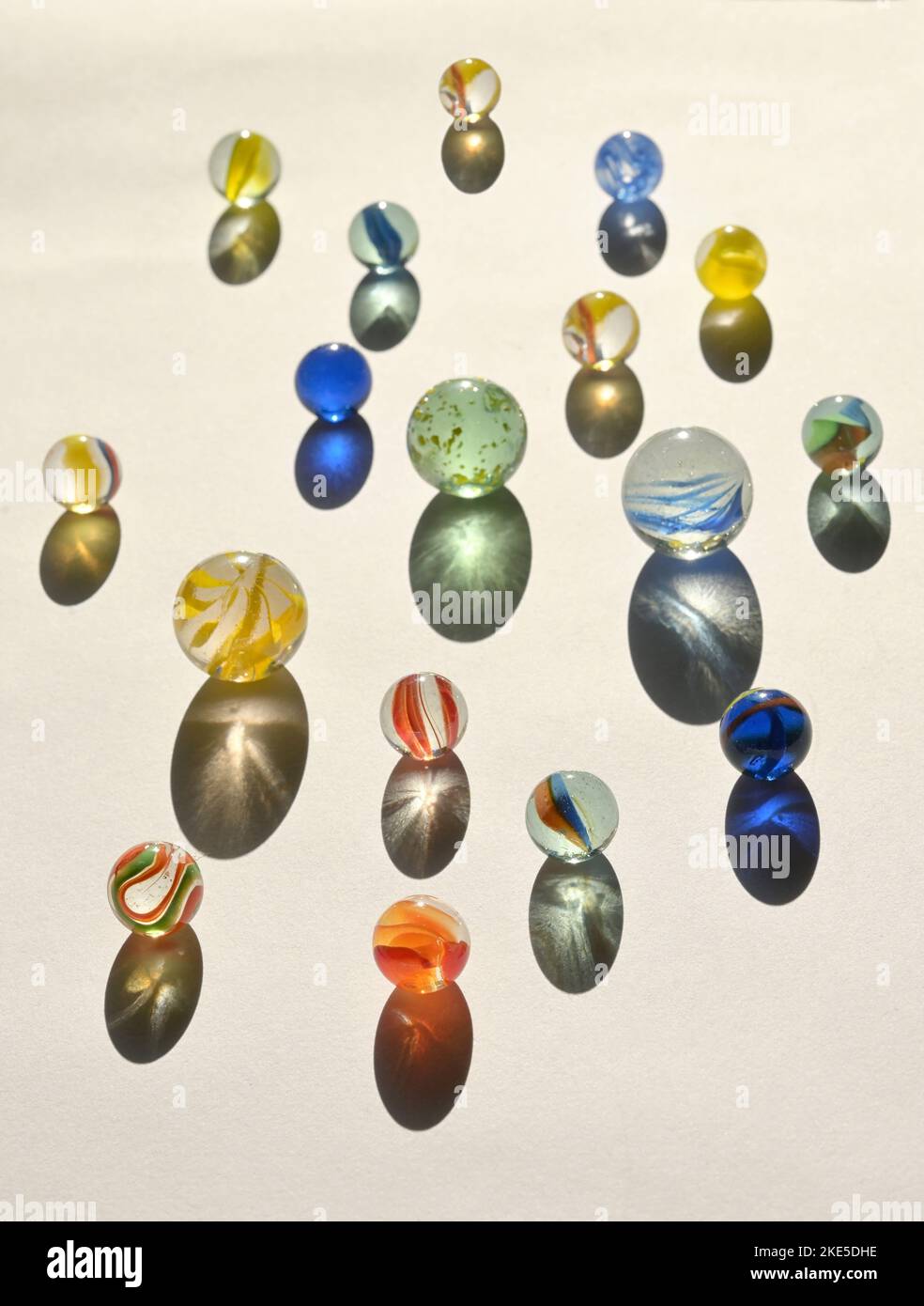 Marbles many colours hi-res stock photography and images - Alamy