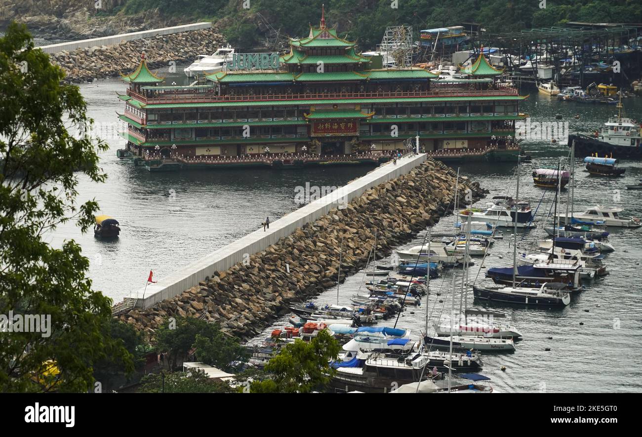 One of Hong KongHH most iconic tourist destinations, Jumbo Floating ...