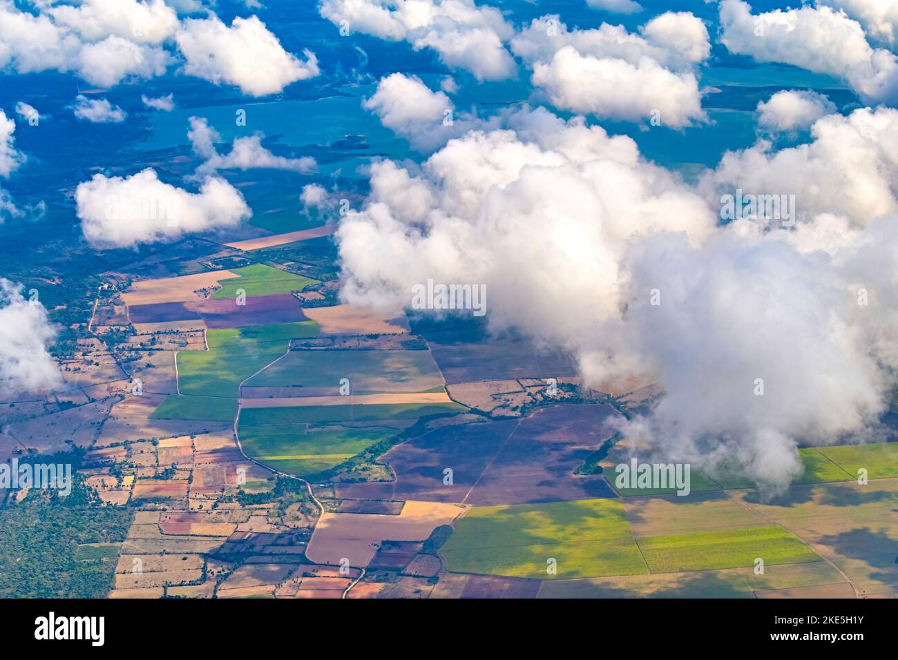 Cumulus nimbus clouds hi-res stock photography and images - Alamy