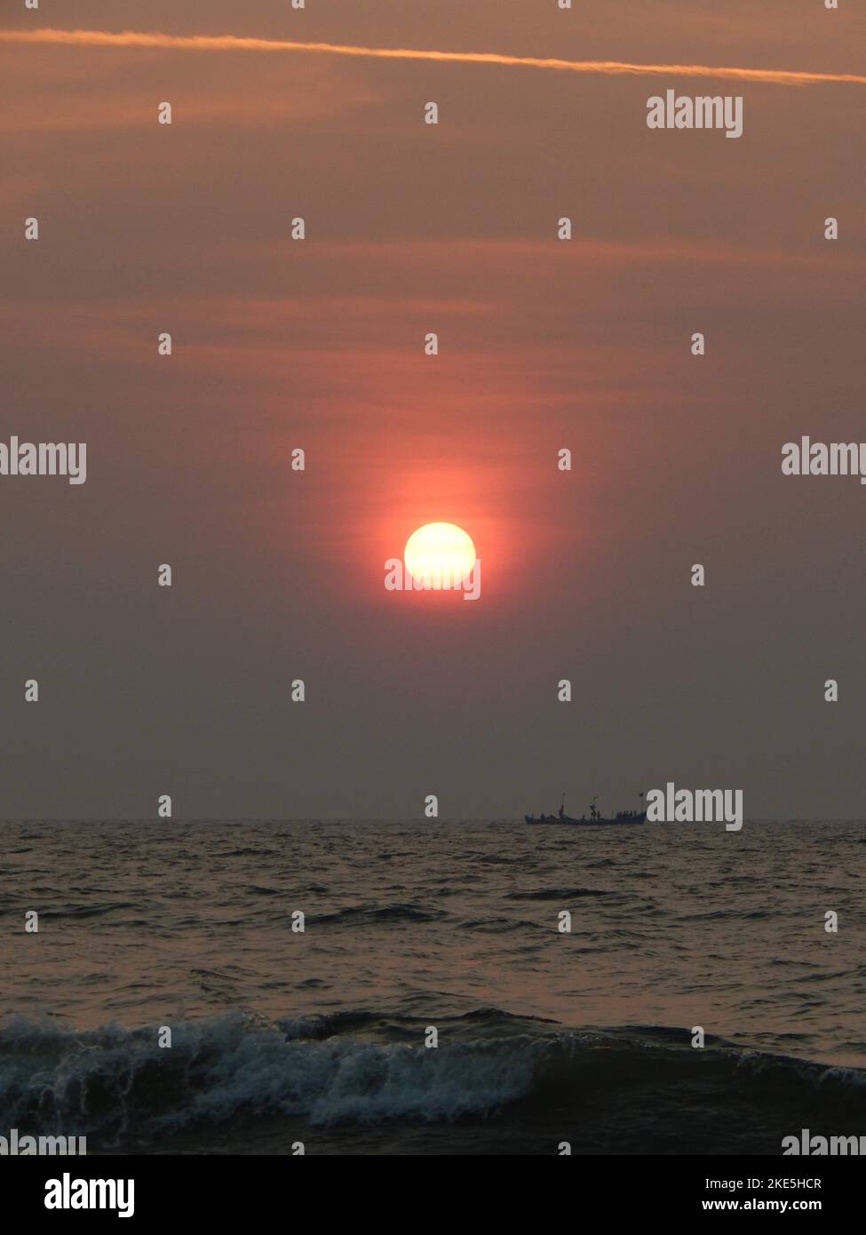 Picture perfect Sunset at Goan Beach in India Stock Photo - Alamy