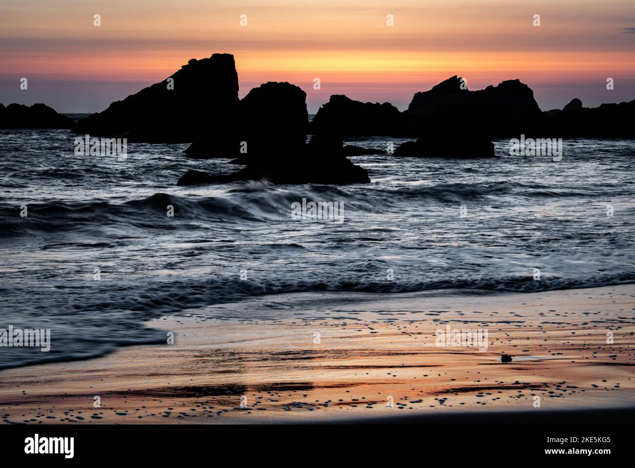 Bandon beach in sunset hi-res stock photography and images - Alamy