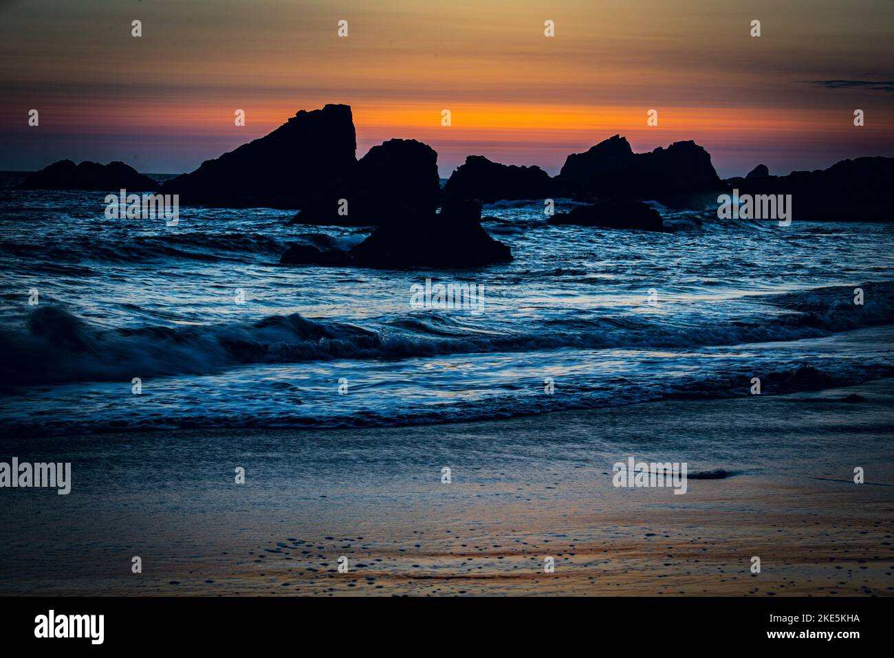 Beautiful Bandon Beach in Southern Oregon Stock Photo - Alamy
