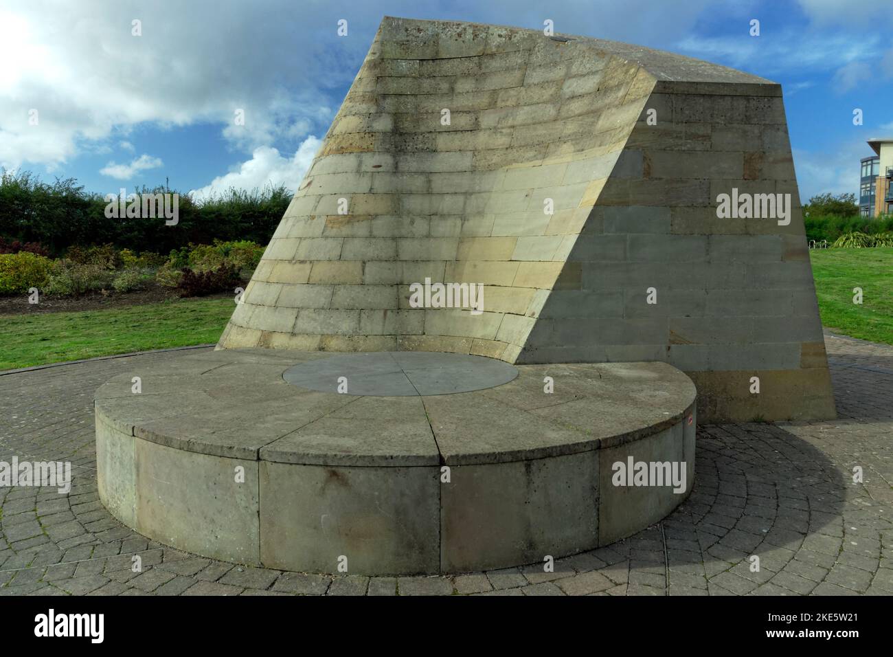 Cader idris sculpture hi-res stock photography and images - Alamy