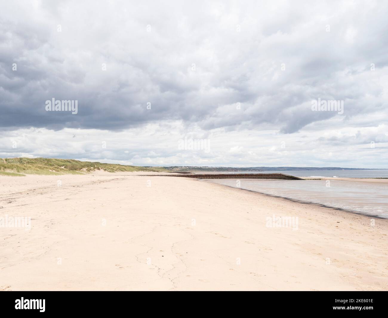 North Sands Beach, Hartlepool, North Yorkshire, England Stock Photo - Alamy