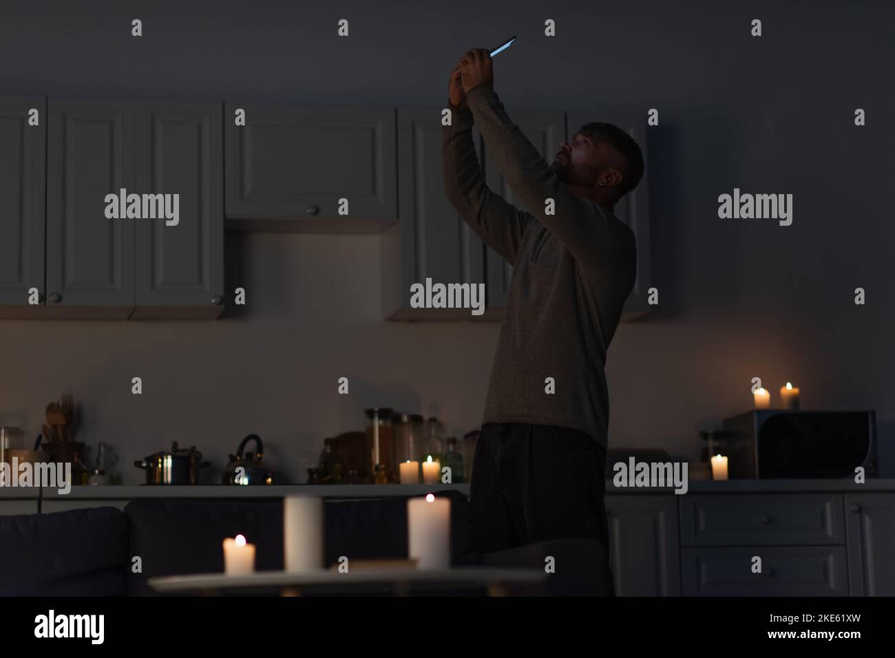 Hands catching light hi-res stock photography and images - Alamy