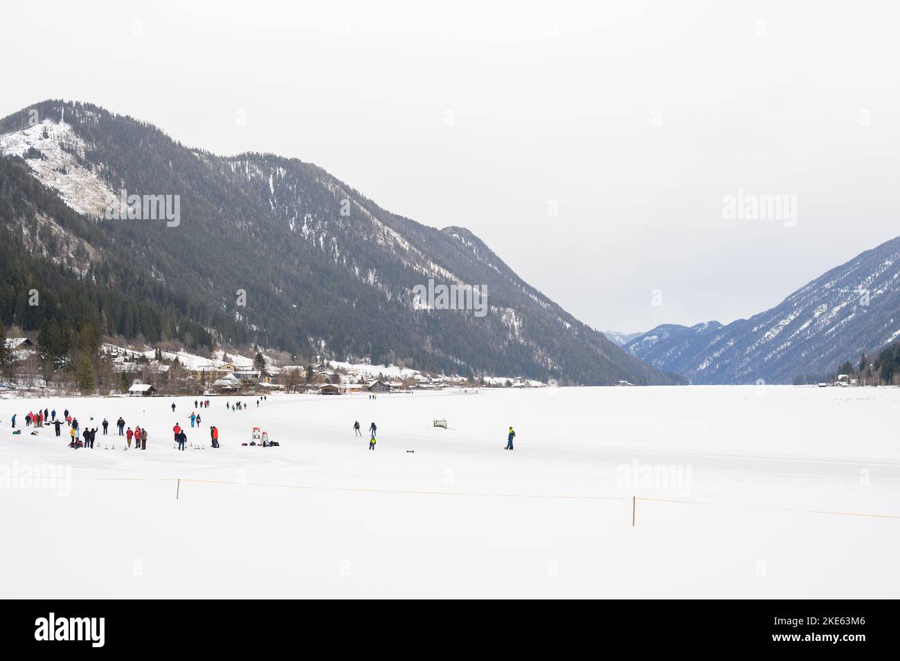 Ice skating on lake lake weissensee hi-res stock photography and images ...