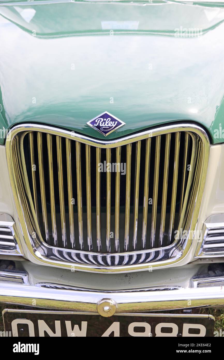 Riley car badge and radiator grille Stock Photo - Alamy