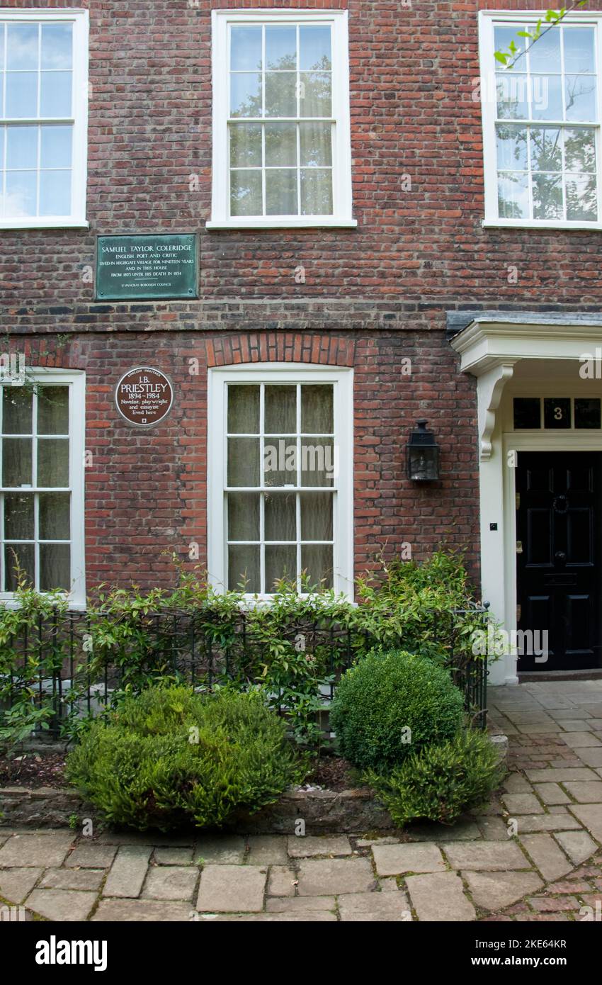 Literary figures poet hi-res stock photography and images - Alamy