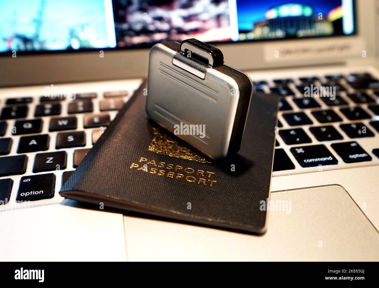 Keyboard passport hi-res stock photography and images - Alamy