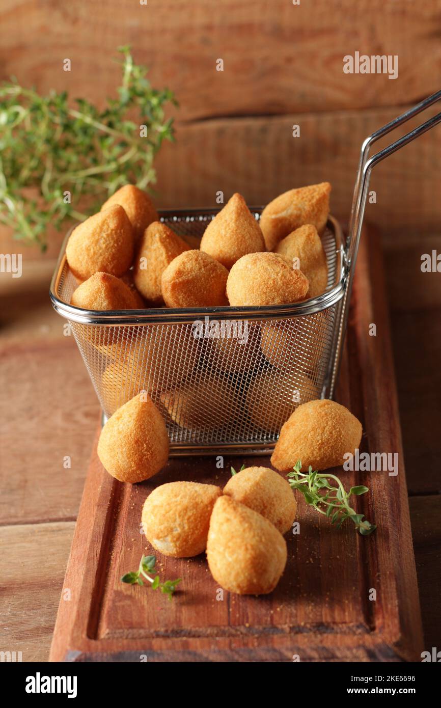 Salgadinho de festa hi-res stock photography and images - Alamy